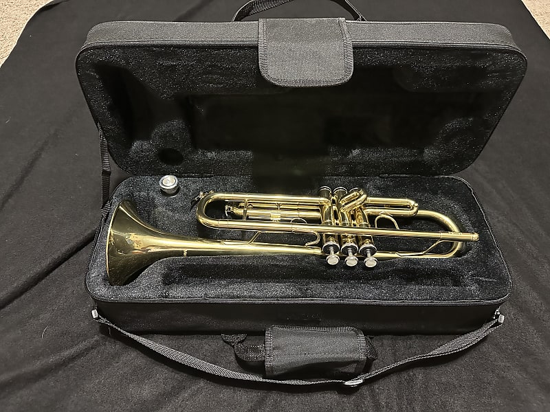 Excellent Mendini MTT L Trumpet with Case & Mouthpiece - | Reverb