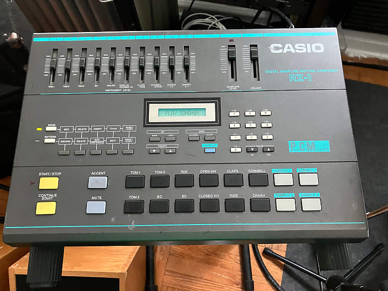 Casio RZ-1 - 1986 - Sampling Drum Machine | Reverb