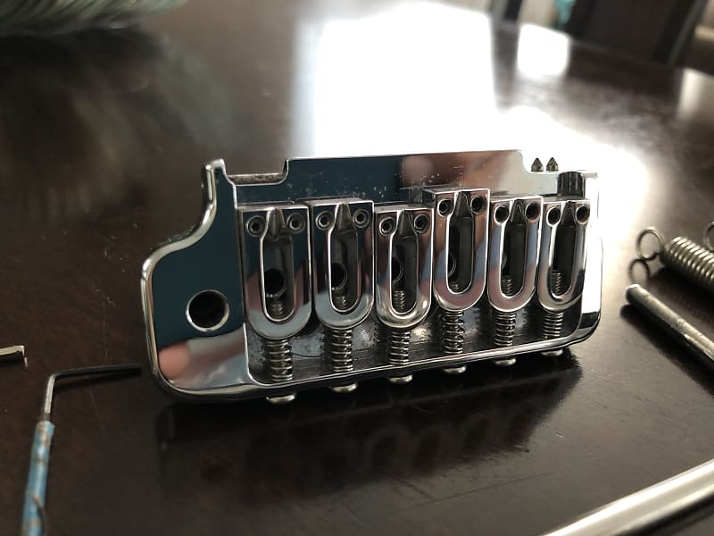 Hipshot US Contour Tremolo - Left Handed Chrome | Reverb