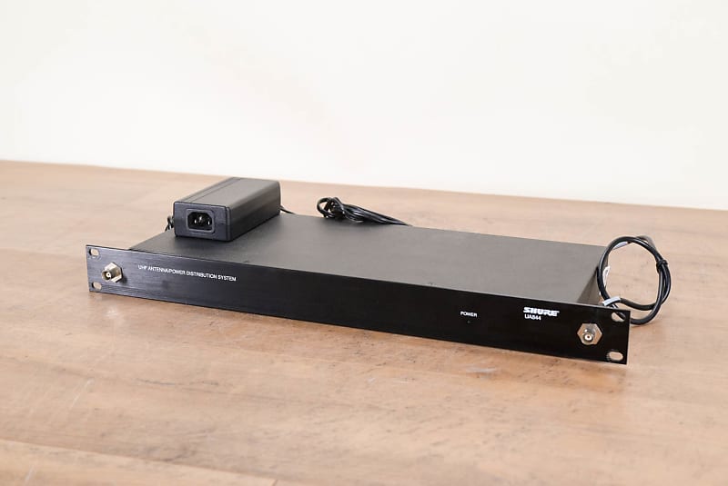 Shure UA844SWB Antenna Distribution System - 470-952 MHz | Reverb