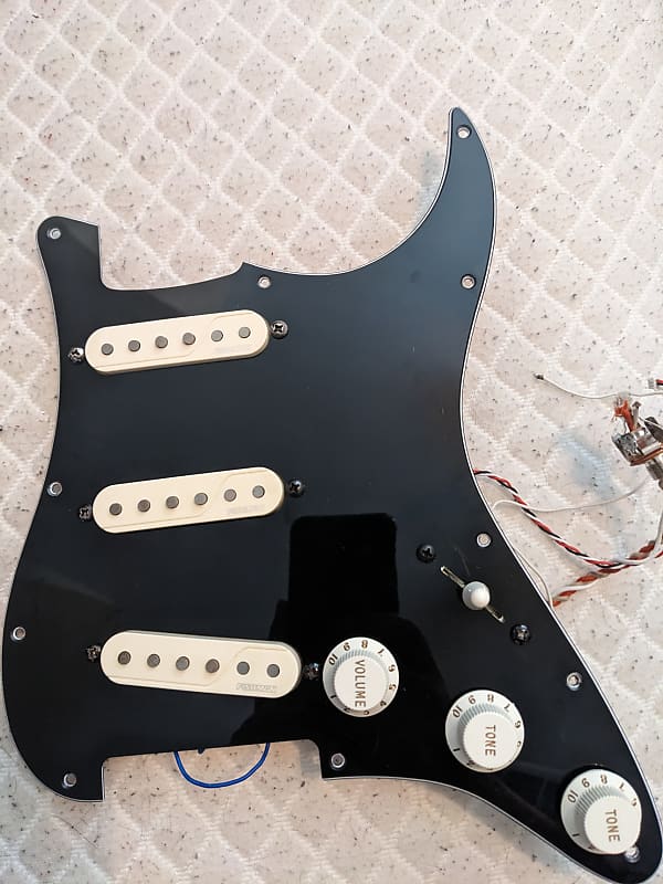 920D Fishman Fluence Prewired Strat Pickguard With Battery | Reverb