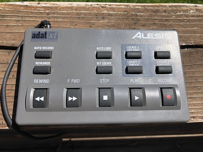 Alesis LRC | Reverb