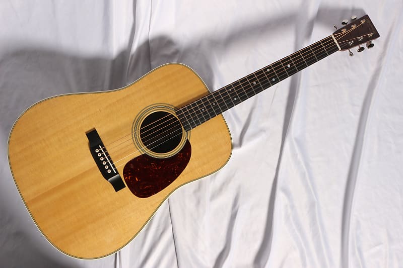 Martin (C.F.Martin) / D-28 Standard New! [66637] | Reverb