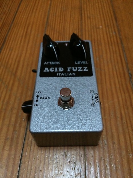 Acid Fuzz Italian Vox Tone Bender | Reverb
