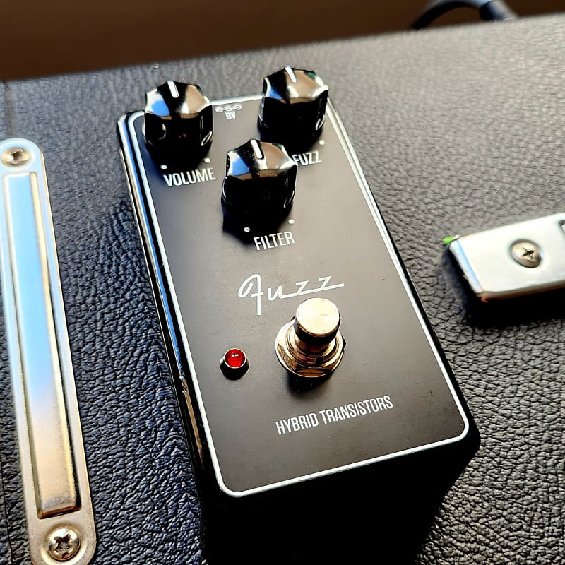 Custom Fuzz Face Hybrid NOS AC188 | Reverb