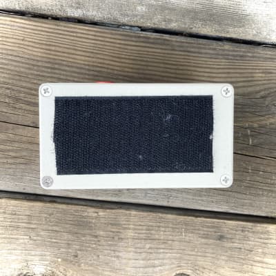 Hungry Robot - Sample & Hold - Synth Module - Random CV & | Reverb