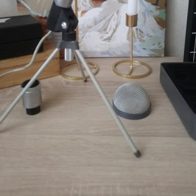 UHER M-942 dynamic microphone West Germany | Reverb