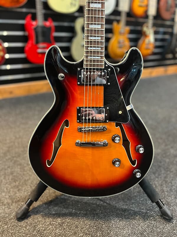 2022 Harley Benton HB-35Plus Vintage Burst, formally owned | Reverb UK