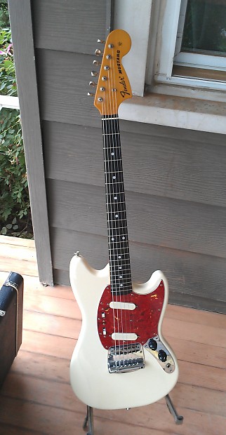 1995 Fender 69 Mustang reissue Vintage White MIJ | Reverb UK