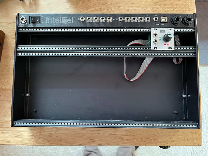 Intellijel 4U 62HP Palette Case with 1U Line Out | Reverb