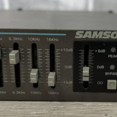 Samson E30 2/3 Octave Stereo 15 Band Graphic Equalizer | Reverb