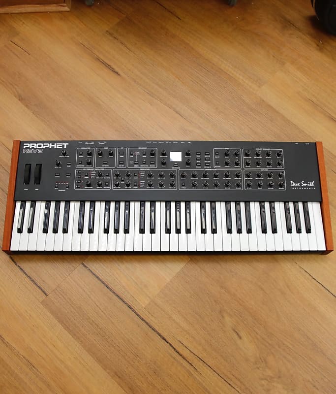 Dave Smith Prophet Rev 2 8-Voice Synthesizer Pre-Owned | Reverb
