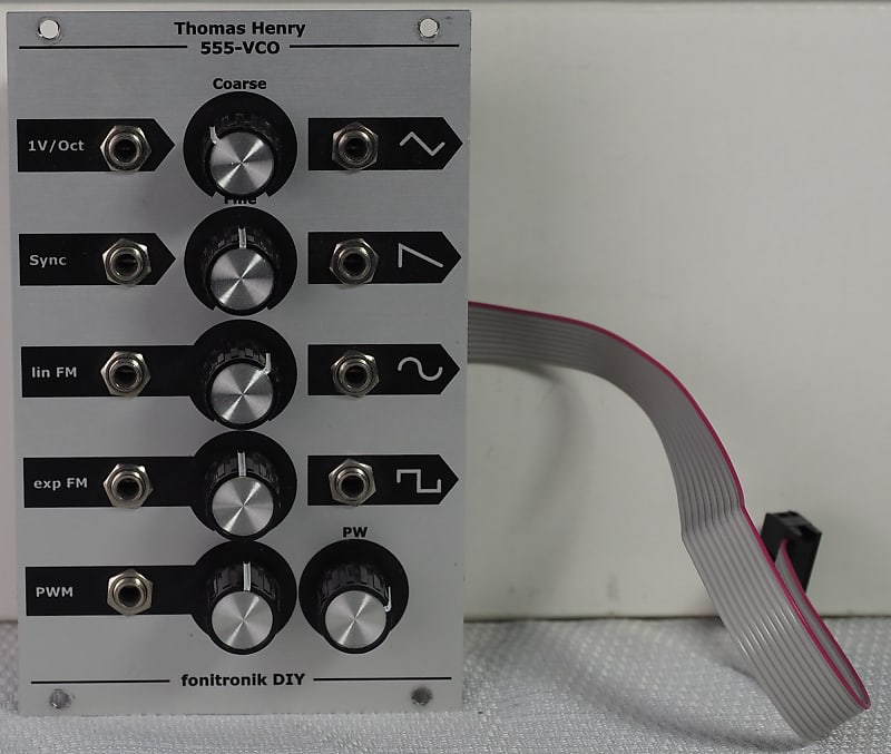 Fonitronik Thomas Henry 555 VCO | Reverb