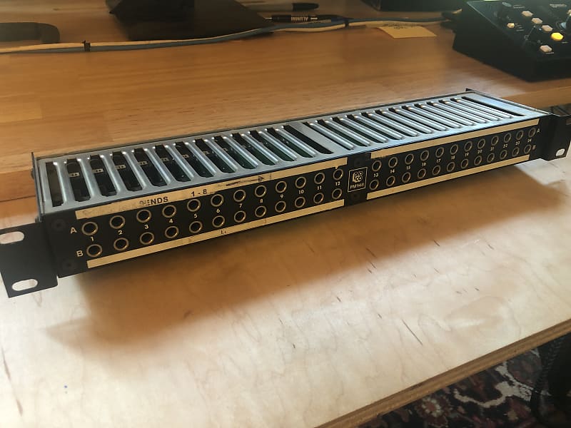 Proco PM148 Patchbay | Reverb