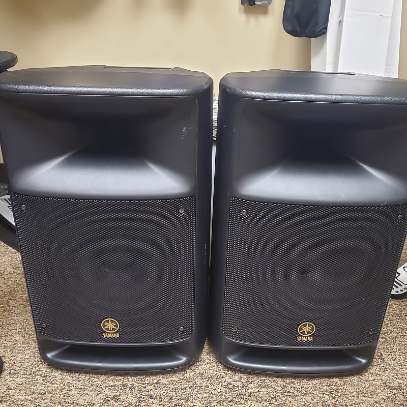 Yamaha Stagepas 500 Portable PA system | Reverb