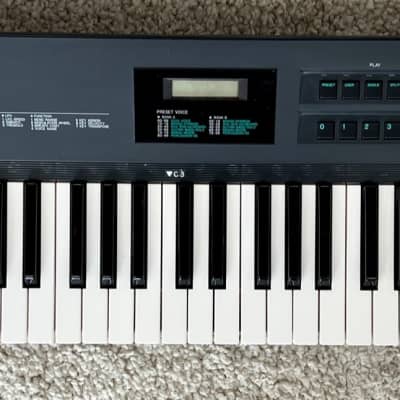 Vintage Yamaha Model DS55 Synthesizer Keyboard with 66 Keys | Reverb
