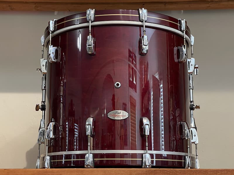 Pearl Reference 22" Wine Red Lacquer 18x22 Bass Drum | Reverb