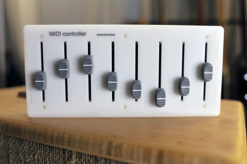Nakedboards MC-8 Midi Controller | Reverb