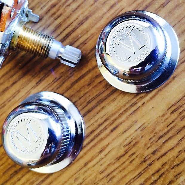 Pair of Mosrite (Japan) Knobs for Volume/Tone | Reverb