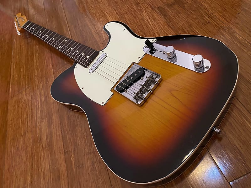 Fender Telecaster Fully Bound 1962 Custom Reissue Three Tone | Reverb