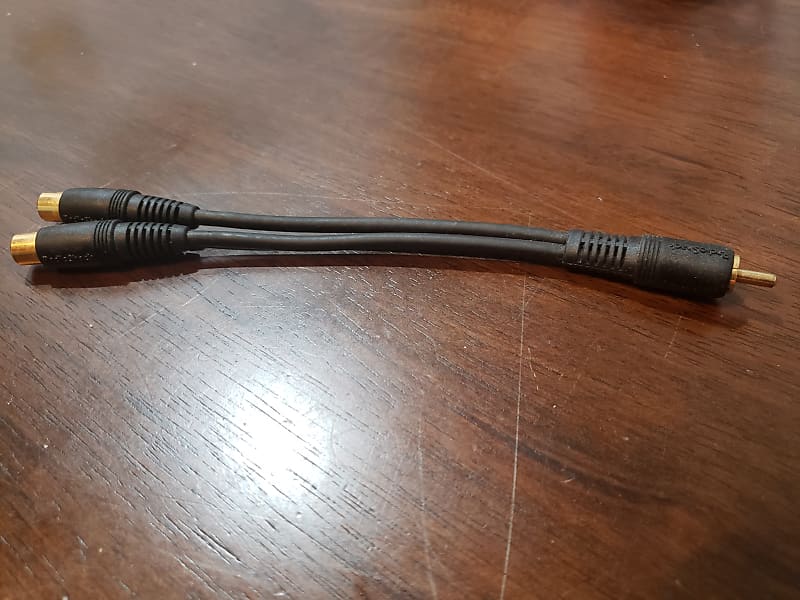 Radio Shack 1' Dual RCA Female to RCA Male Cable | Reverb