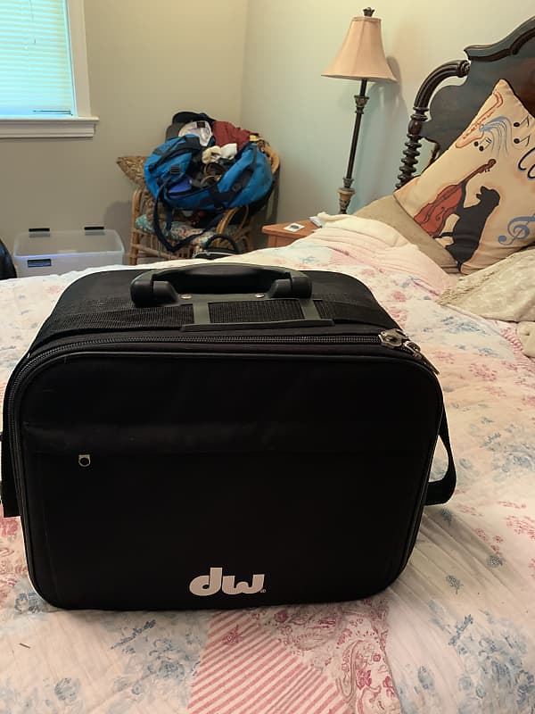 DW 8000 Double Pedal w/case | Reverb