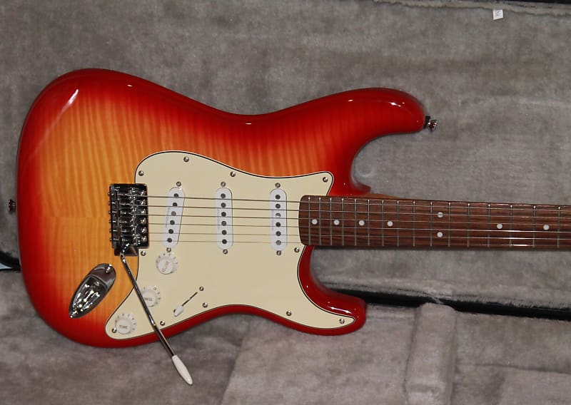 Fender Squier Vintage Modified Stratocaster Cherry Burst | Reverb