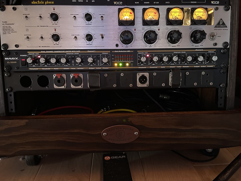 Behringer Tube Ultragain Mic/Line Preamplifier T1953 Vintager | Reverb