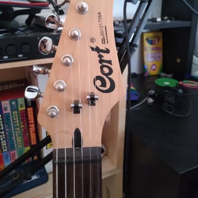 Cort Stratocaster style Electric guitar in Cream | Reverb