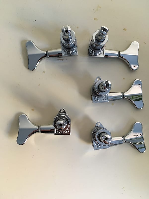 Carvin CB1C and CB1CR tuners Silver | Reverb