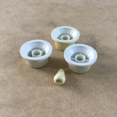 3 Vintage Fender Strat Font Letters Knobs Natural Aged Cream | Reverb