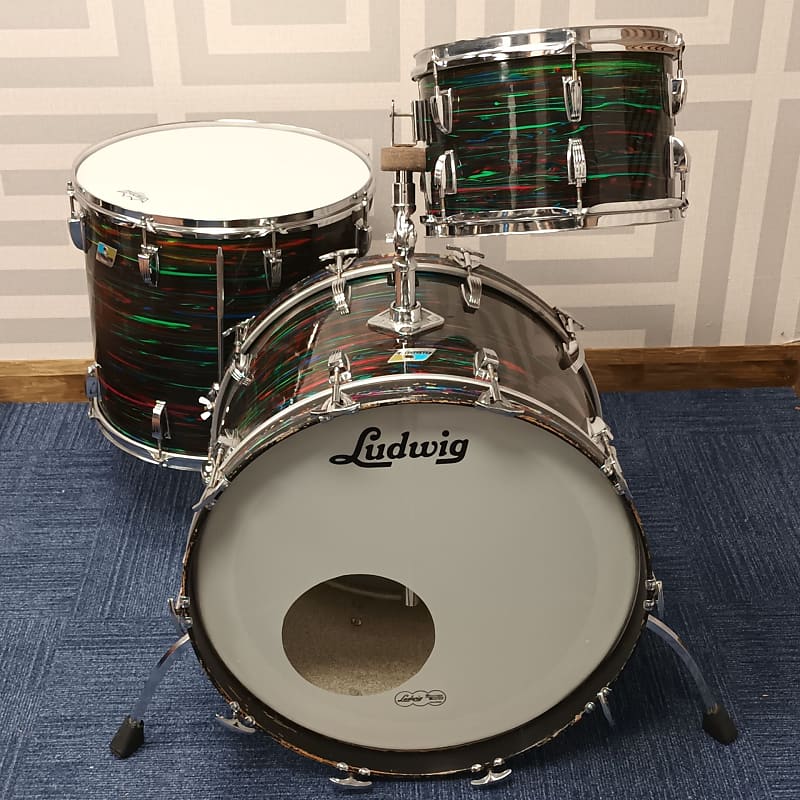 Late 70s Ludwig Shell Pack in Psychedelic Red – 22″,12″ & 18″ | Reverb