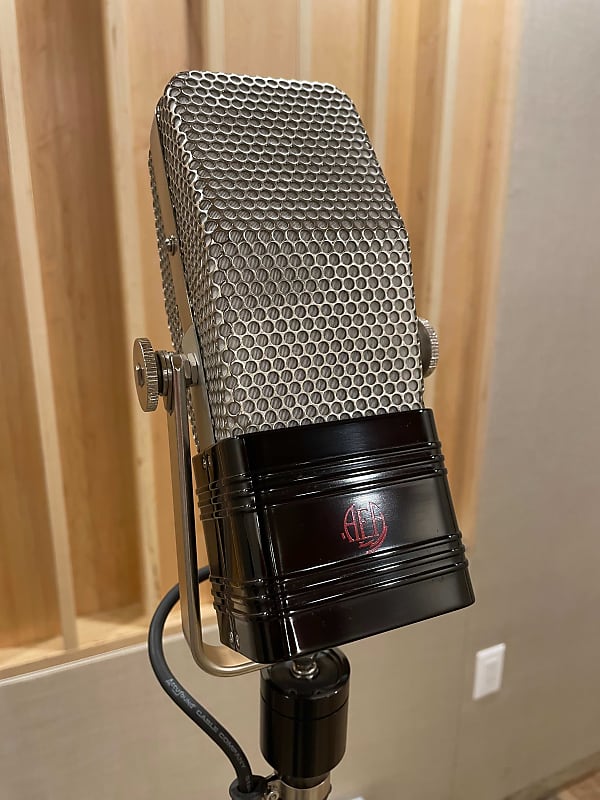AEA R44CXE RIBBON MICROPHONE - BRITISH UPDATE HIGH OUTPUT | Reverb