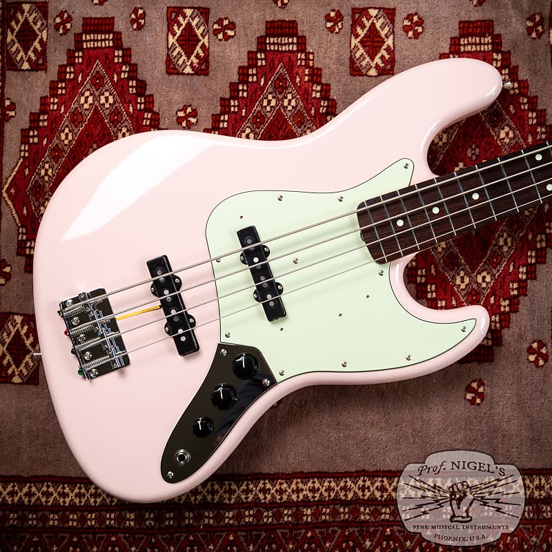 Fender 2023 MIJ FSR Traditional II 60s Jazz Bass Shell Pink | Reverb