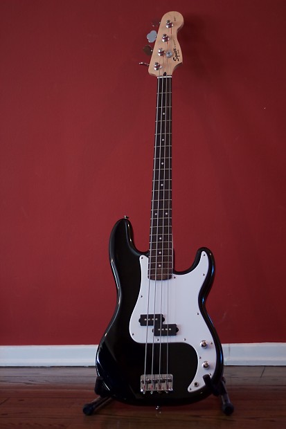 Squier P-Bass Black | Reverb