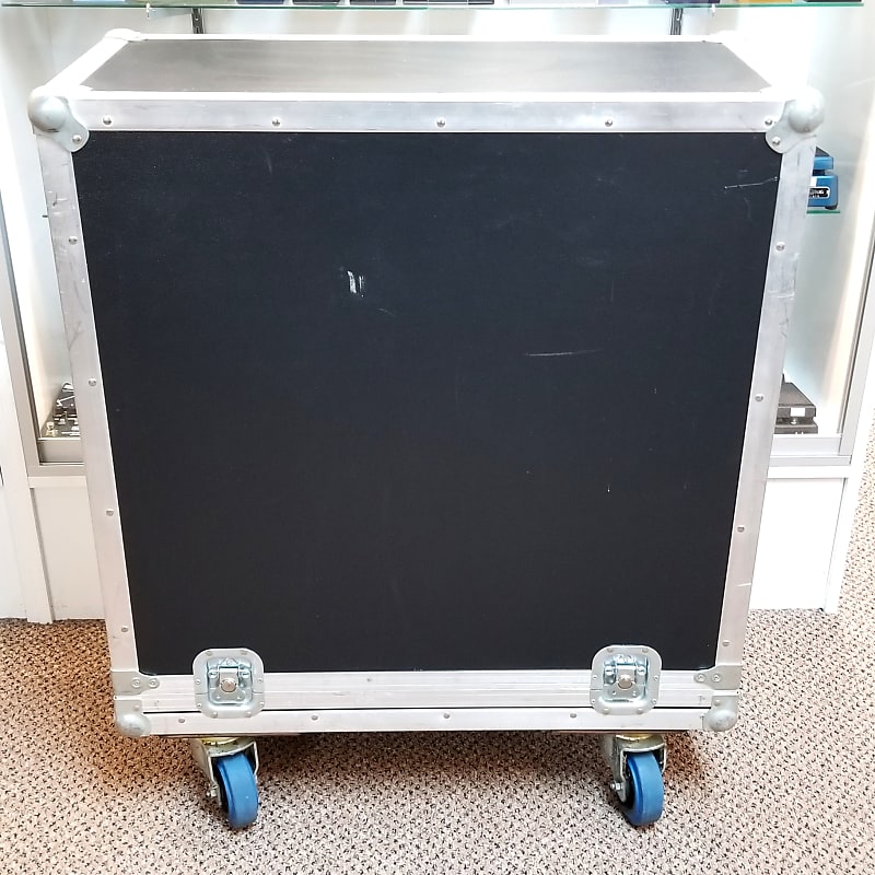 used Road Case for Combo Amp or Cab, Very Good Condition | Reverb