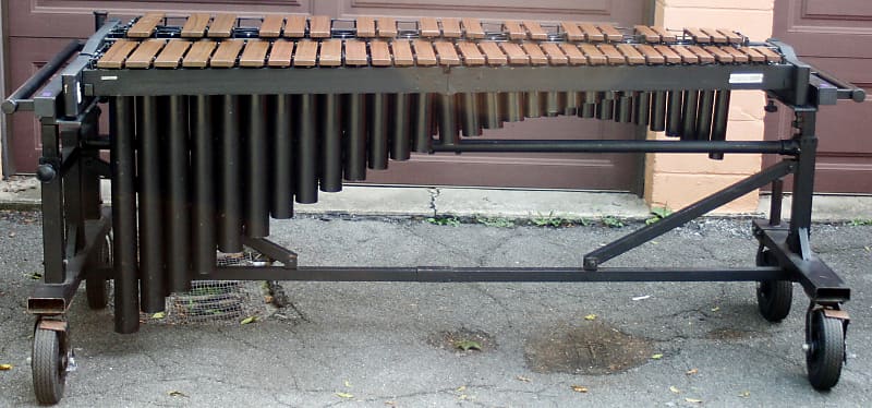 4.3 octave Majestic Quantum marimba with stand | Reverb