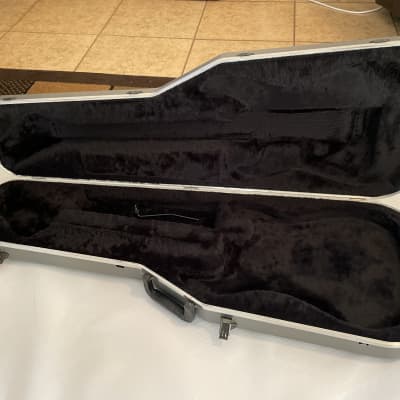 1987 Charvel Jackson Model 6 Neck Thru Pearl White 6 String | Reverb