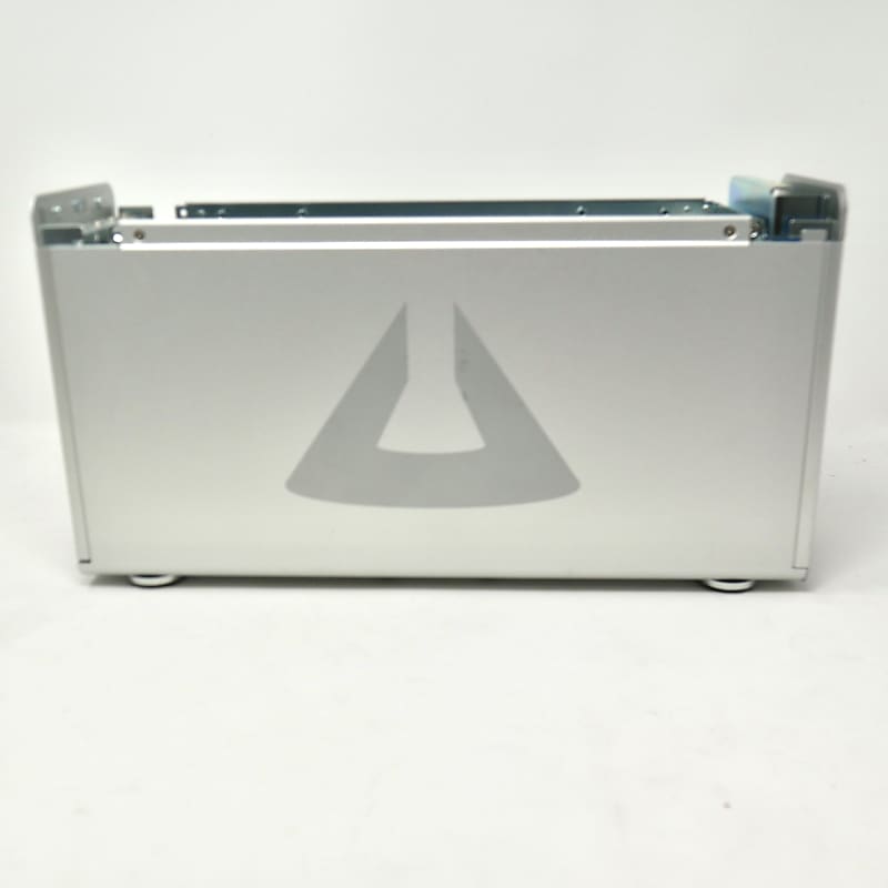 Magma ExpressBox 3T- 3-Slot Thunderbolt 3 to PCIe Expansion | Reverb