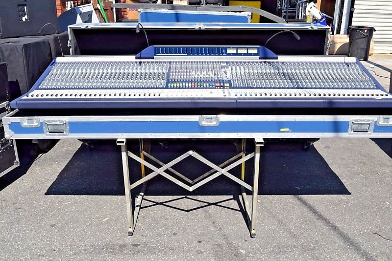 SOUNDCRAFT MH4 56 CHANNEL MIXING CONSOLE (ONE) | Reverb