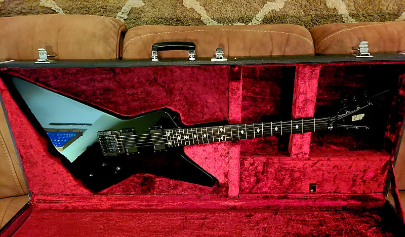 ESP Explorer Mid 90s - Black | Reverb
