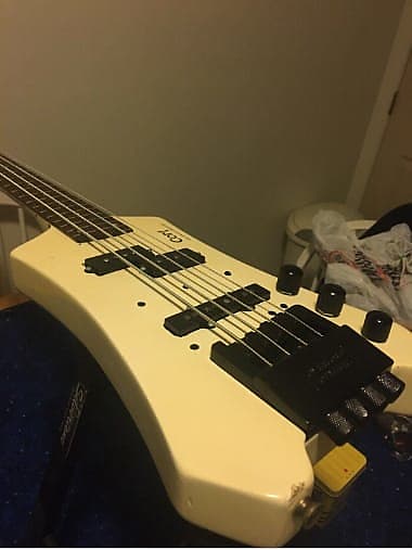 Cort B2 Mid-80s Headless Bass | Reverb