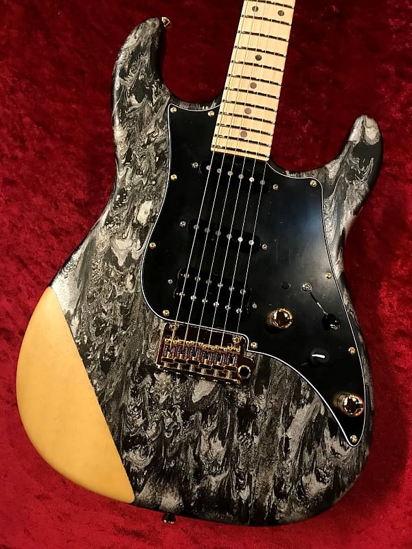 James Tyler Japan Studio Elite HD -Black Shmear- | Reverb Canada