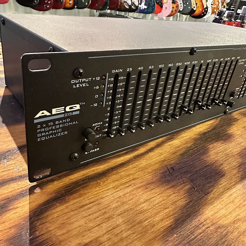 Peavey AEQ 215 15 Band Rack Mount Equalizer | Reverb