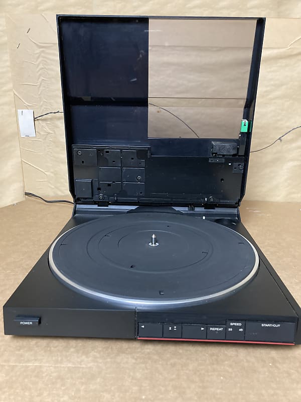 RCA Linear Tracking Turntable MTT131 1985 - Black | Reverb
