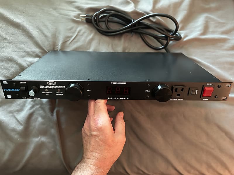 Furman PL-PLUS D Series II Power Conditioner | Reverb