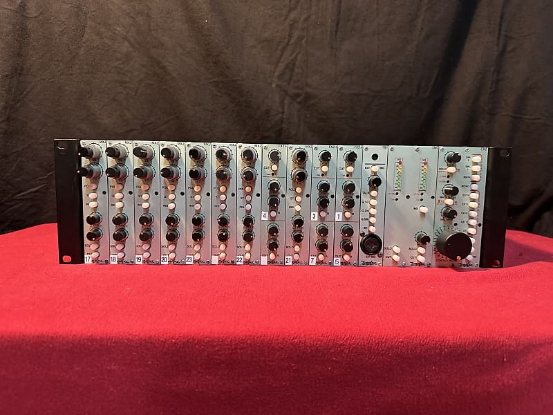 Tonelux Summing Rack: MX2 (8) - FX2+ (3) - TB1 - SM2 - CR2 | Reverb