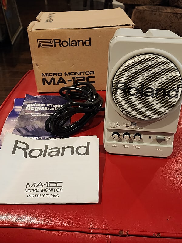 ROLAND MA-12C | Reverb