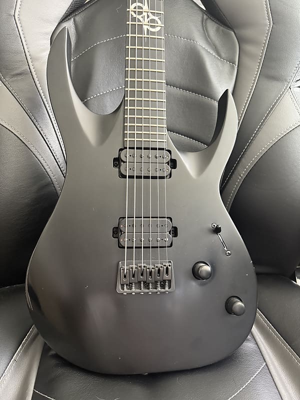 Solar Guitars A2.6 - Black | Reverb