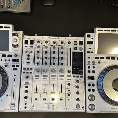 Pioneer CDJ-3000-W and DJM-900NXS2- Limited Edition - White | Reverb